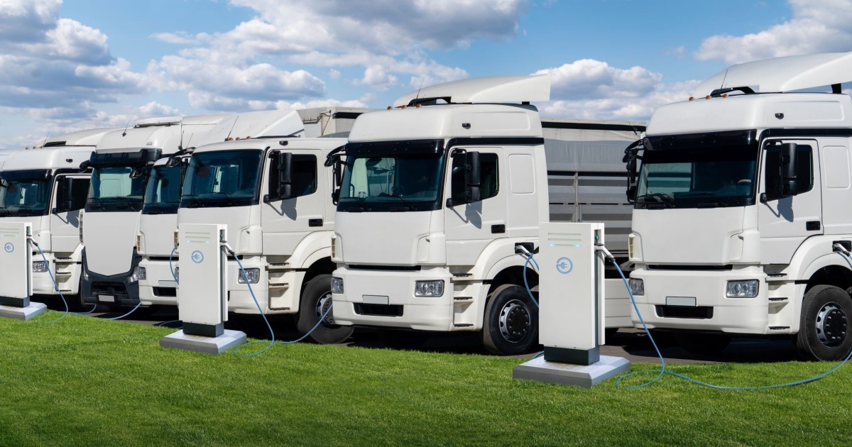 EV Sales Soar, but Electrifying Big Rigs Remains a Challenge | ACEEE